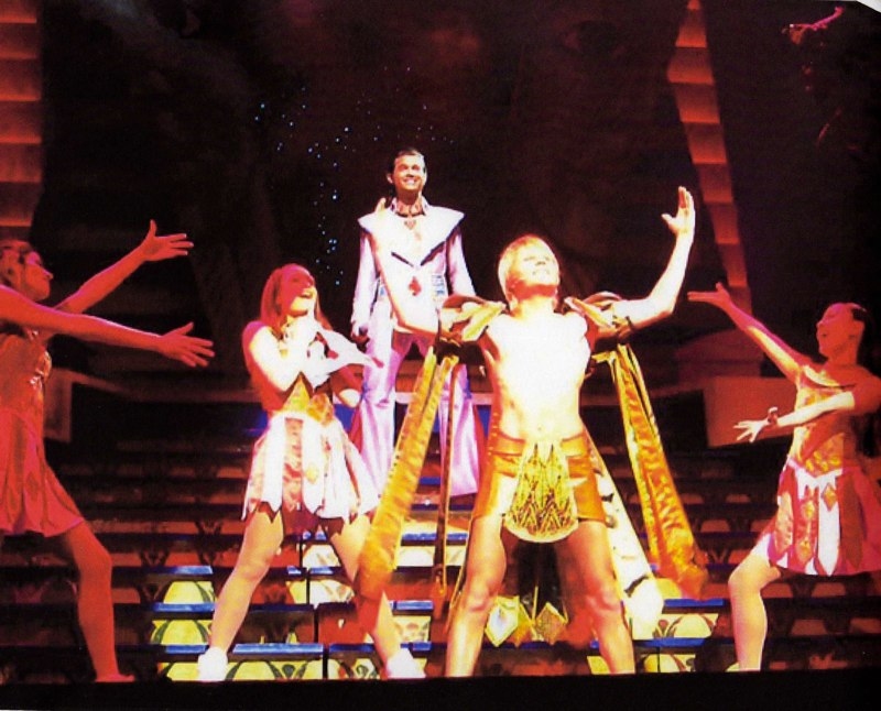 HOME | Simon Schofield